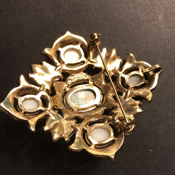 Sarah Coventry | Jewelry | Vtg Signed Sarah Coventry Brooch Pendant ...